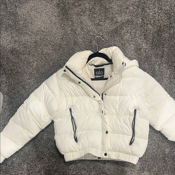 ALO Yoga | Jackets & Coats | Alo Yoga Women Puffer Coat | Poshmark